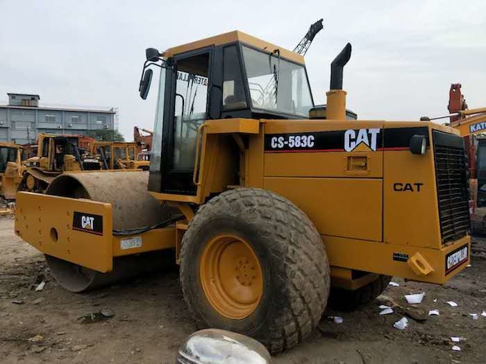 Caterpillar CS-583C Second Hand Road Roller